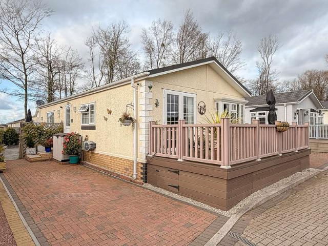 2 Bedroom Park Home Mobile Home