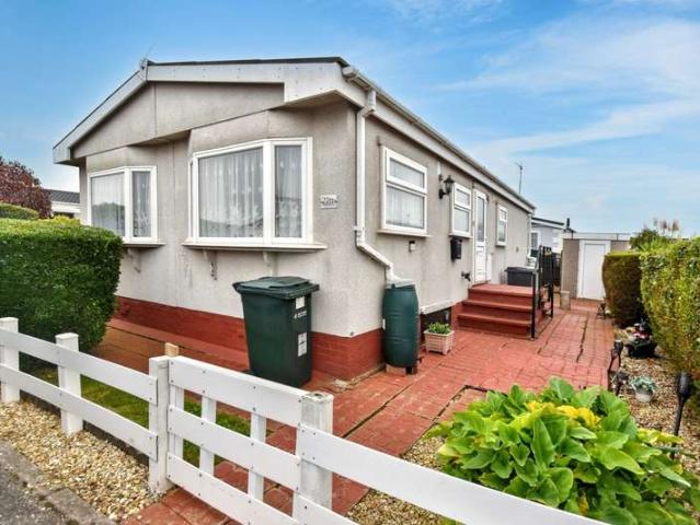 2 Bedroom Park Home Mobile Home