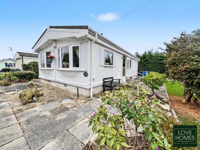 2 Bedroom Park Home Mobile Home