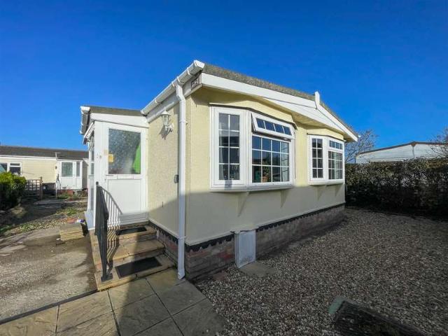 2 Bedroom Park Home Mobile Home