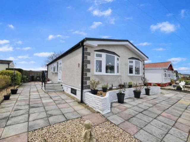 2 Bedroom Park Home Mobile Home