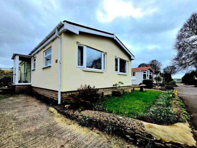 2 Bedroom Park Home Mobile Home