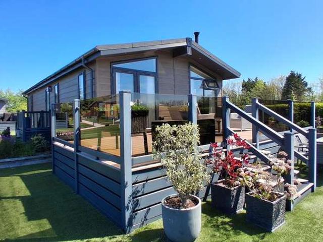 2 Bedroom Park Home Mobile Home