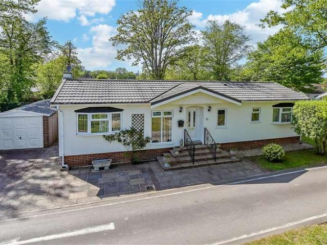 2 Bedroom Park Home Mobile Home