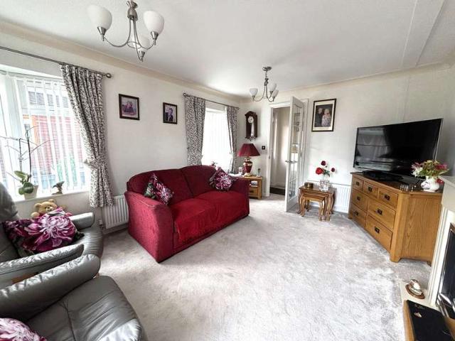2 Bedroom Park Home Mobile Home