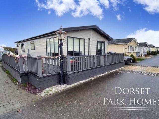 2 Bedroom Park Home Mobile Home