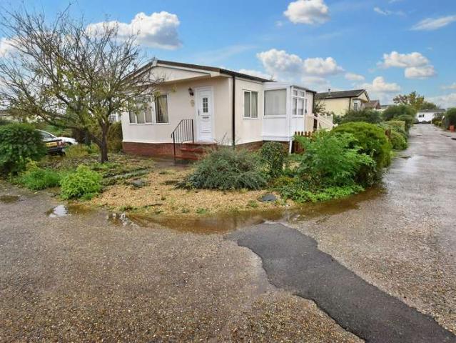 2 Bedroom Park Home Mobile Home