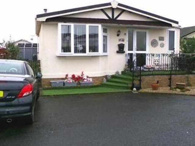 2 Bedroom Park Home For Sale In Muxton