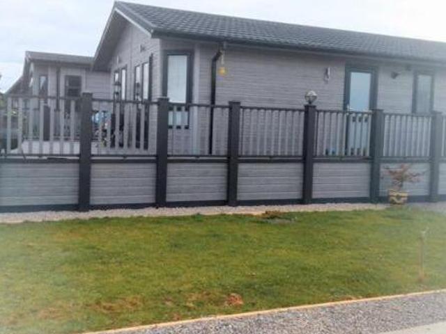 2 Bedroom Park Home For Sale In Marston