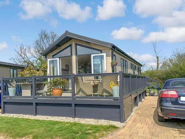 2 Bedroom Park Home For Sale In Monkton, Ramsgate