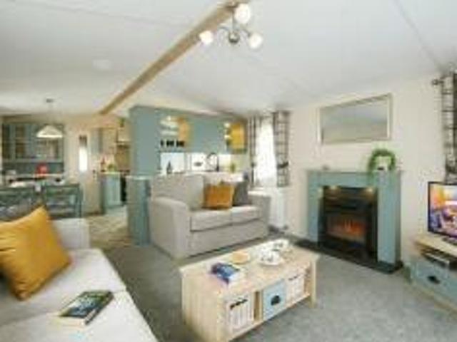 2 Bedroom Park Home For Sale In Monksthorpe
