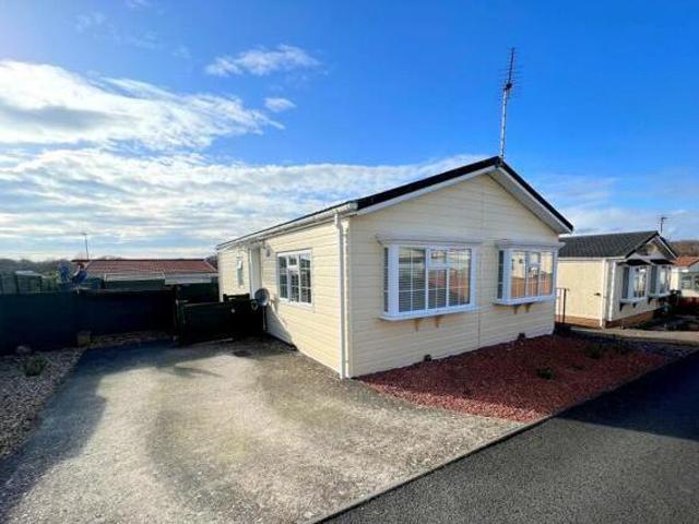 2 Bedroom Park Home For Sale In New Milton