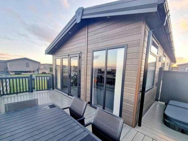 2 Bedroom Park Home For Sale In Newbiggin
