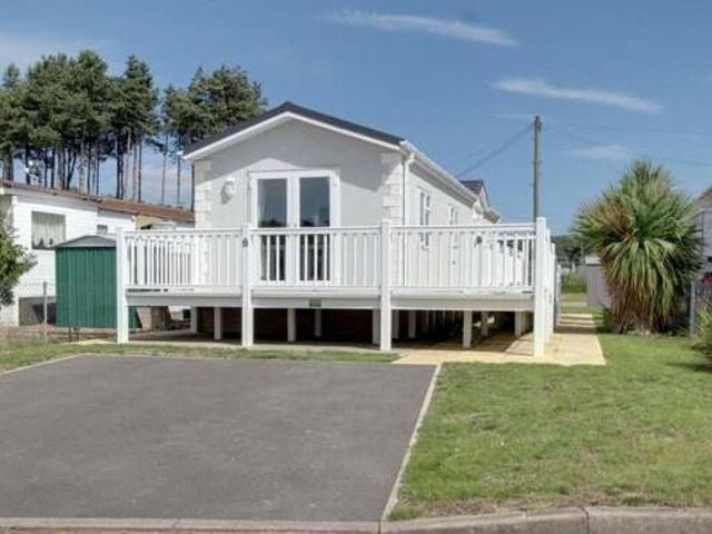 2 Bedroom Park Home For Sale In North Somercotes