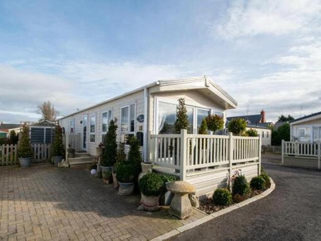 2 Bedroom Park Home For Sale In Norton, Gloucester
