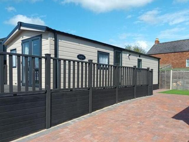 2 Bedroom Park Home For Sale In Norton Park, Norton