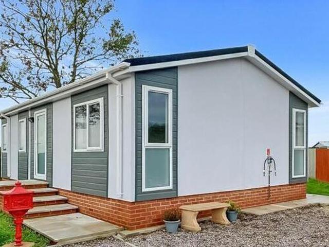 2 Bedroom Park Home For Sale In Nr Blandford