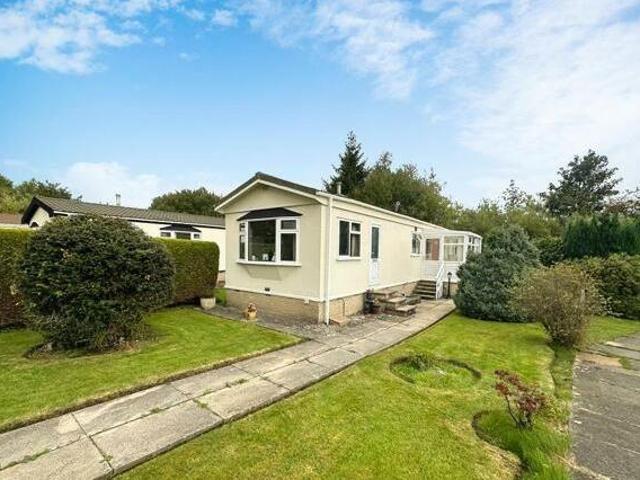 2 Bedroom Park Home For Sale In Overdale Park