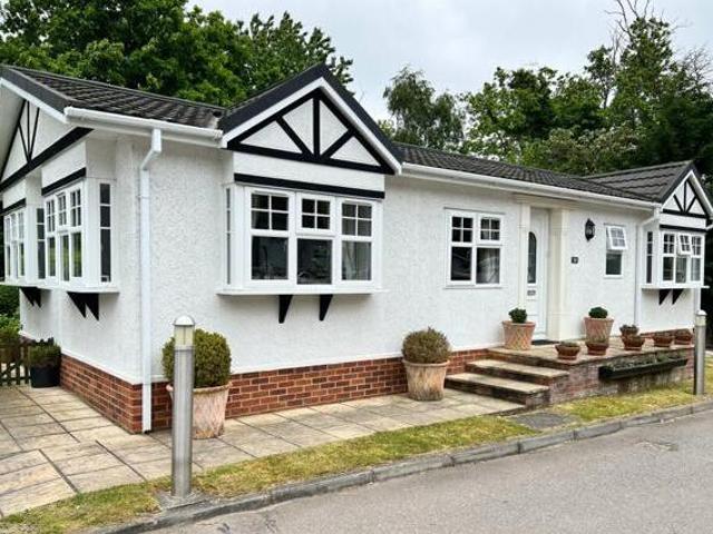 2 Bedroom Park Home For Sale In Old London Road