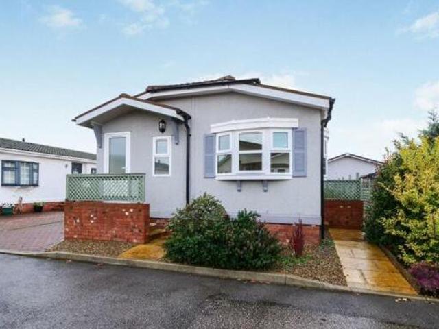 2 Bedroom Park Home For Sale In Acaster Malbis
