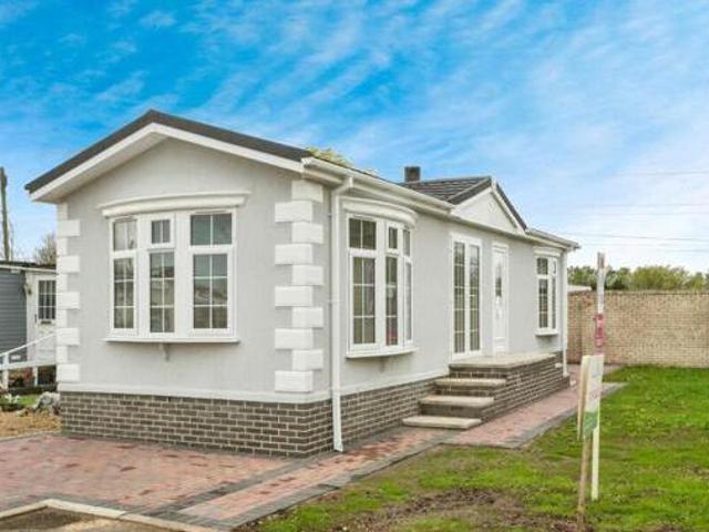 2 Bedroom Park Home For Sale In Adwick le street