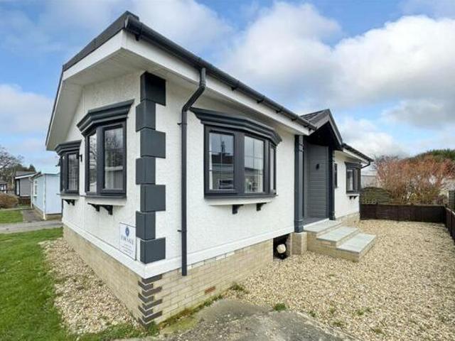 2 Bedroom Park Home For Sale In Aldingbourne