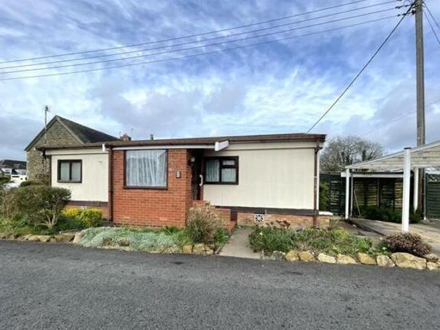 2 Bedroom Park Home For Sale In Bulkington