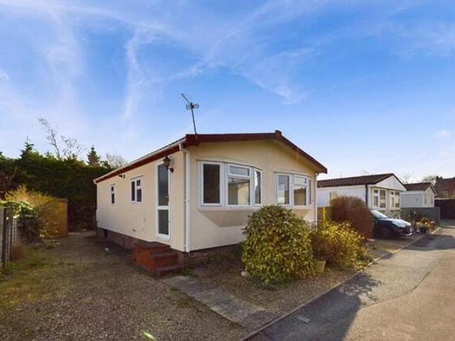 2 Bedroom Park Home For Sale In Bamfurlong, Cheltenham