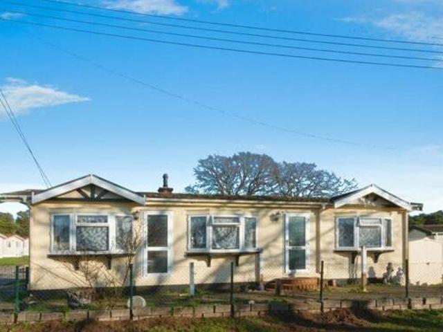 2 Bedroom Park Home For Sale In Bordon