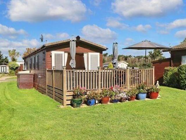 2 Bedroom Park Home For Sale In Brightlingsea