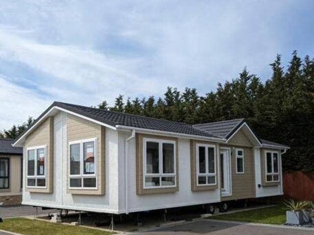 2 Bedroom Park Home For Sale In Cambs Norfolk Border