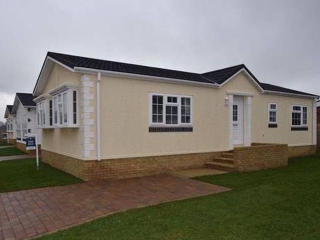 2 bedroom park home for sale in Castle View Court Eastbourne Road Pevensey BN24