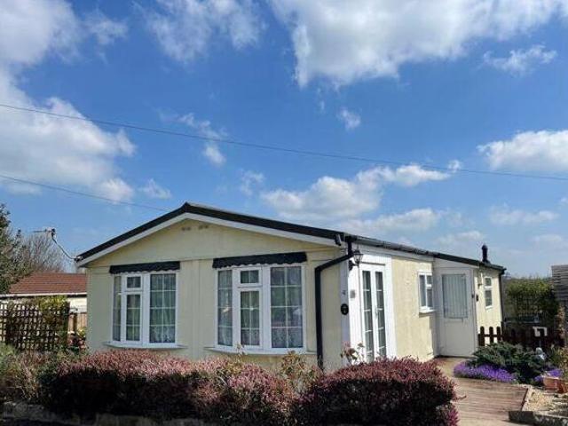 2 Bedroom Park Home For Sale In Coppitts Hill