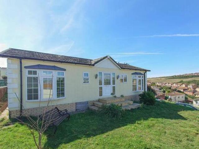 2 Bedroom Park Home For Sale In Court Farm Road