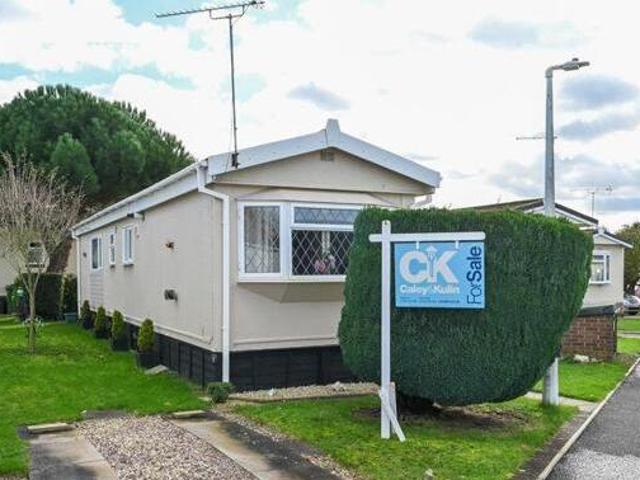 2 Bedroom Park Home For Sale In Coven, Wolverhampton