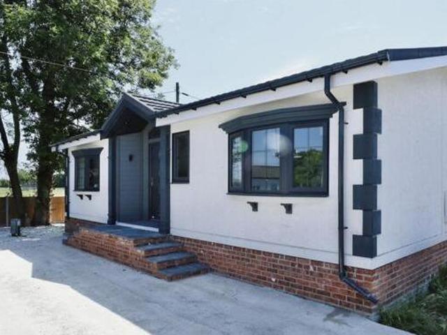 2 Bedroom Park Home For Sale In Dunham on trent