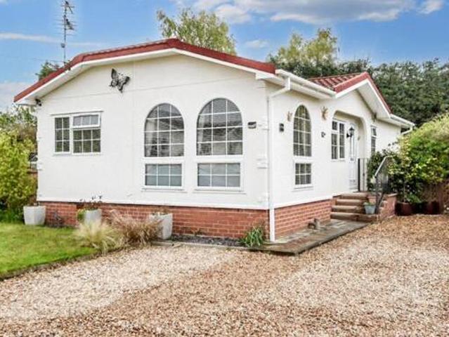 2 Bedroom Park Home For Sale In Dalefords Lane