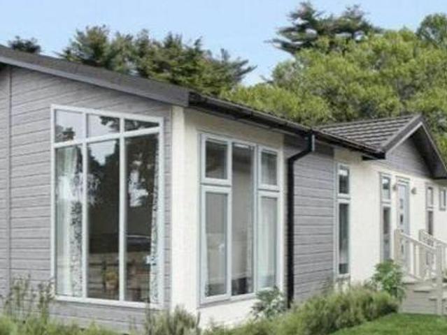 2 Bedroom Park Home For Sale In Elton Lane, Sandbach