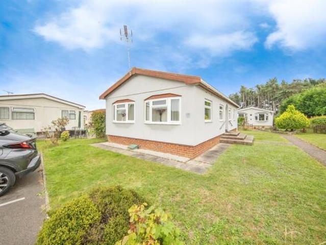 2 bedroom park home for sale in Foxhall Road, Rushmere St. Andrew, Ipswich, IP4