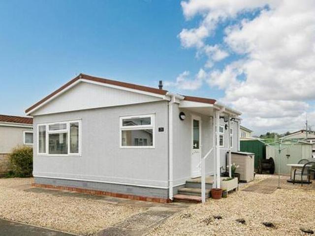 2 Bedroom Park Home For Sale In Garsington
