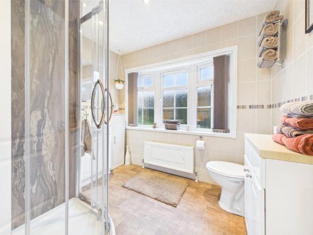 2 bedroom park home for sale in Gloucester Road, Staverton, Cheltenham, Gloucestershire, GL51