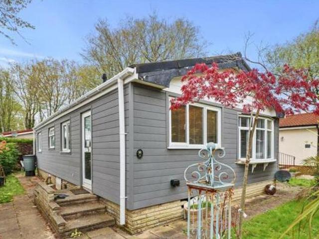 2 Bedroom Park Home For Sale In Golden Cross