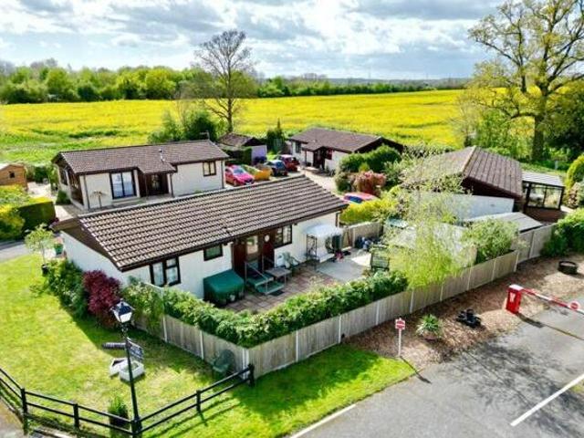 2 Bedroom Park Home For Sale In Grafham, Huntingdon