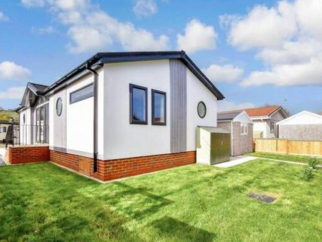 2 Bedroom Park Home For Sale In Hythe