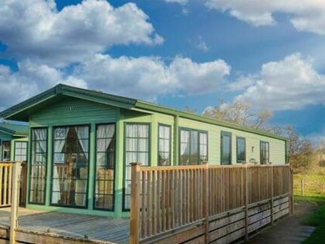2 Bedroom Park Home For Sale In Hamsterley
