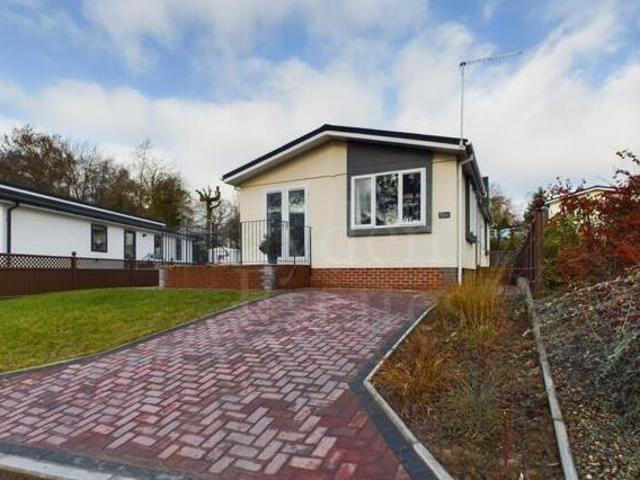 2 Bedroom Park Home For Sale In Homelands Park, Chorley
