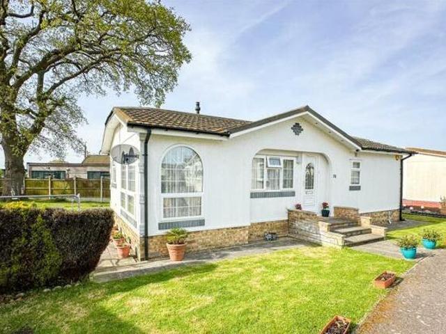 2 Bedroom Park Home For Sale In Jaywick Lane
