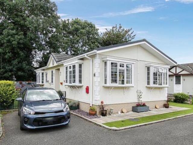 2 Bedroom Park Home For Sale In Littleport