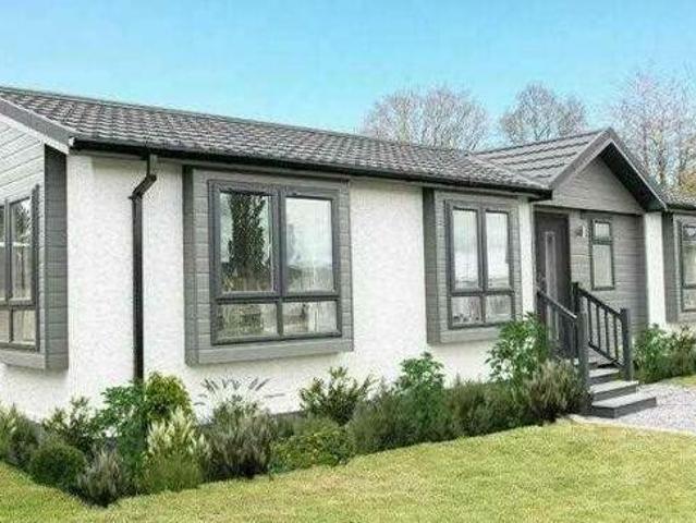 2 Bedroom Park Home For Sale In Ruskington
