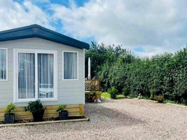 2 Bedroom Park Home For Sale In Rhosgoch, Builth Wells